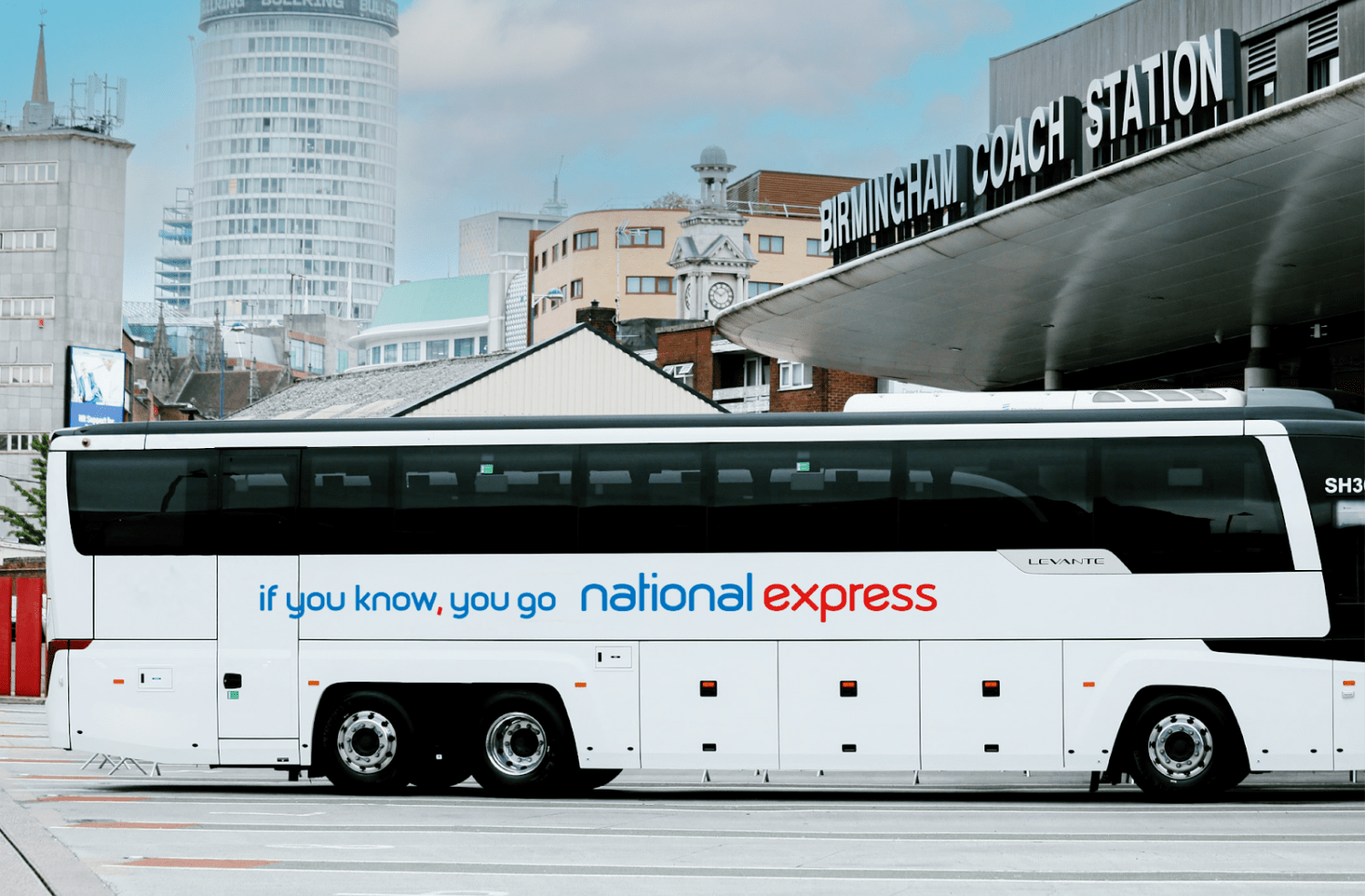 National Express Ready for Busy Bank Holiday Travel Surge ⋆ Leeds Star